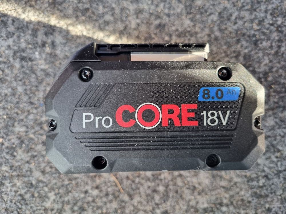2 Stk. Bosch Pro Core 18V 8Ah (Neu und originalverpackt) in für CHF 230 ...