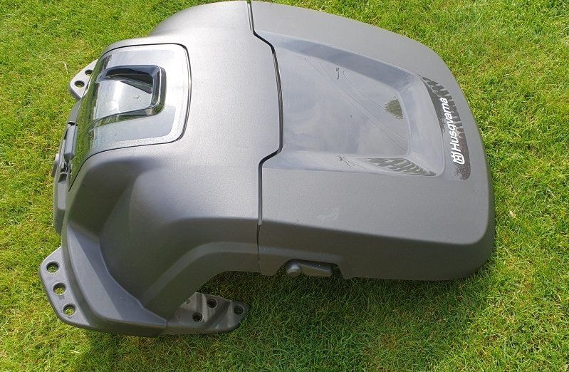 Husqvarna Roboter Garage (Gebraucht) in Niederbipp für CHF 140 – nur Abholung auf Ricardo kaufen