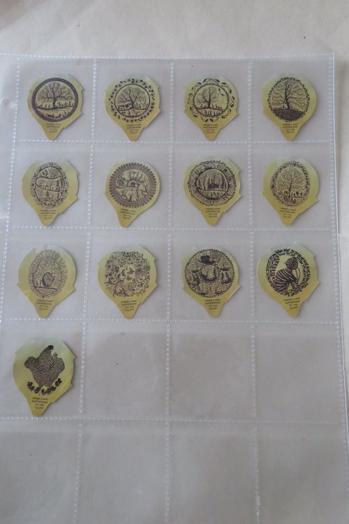 13 Deckeli von Serie 1.353 AZM Riegel, gemäss Bild (Gebraucht) in Seengen für CHF 2 – mit ...