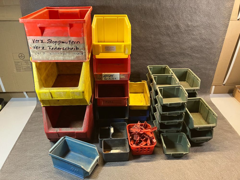 Posten div. Stapel-Sortierboxen ab 1.- Fr (Defekt) in Krinau für CHF 4 ...