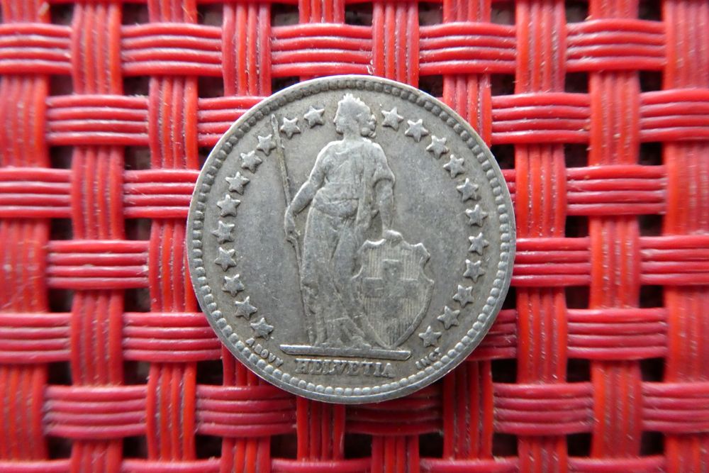 50 Rappen Silber 1941 / Fehlprägung mit Zusatzblatt /3 Stück (Gebraucht) in Au ZH für CHF 19 ...