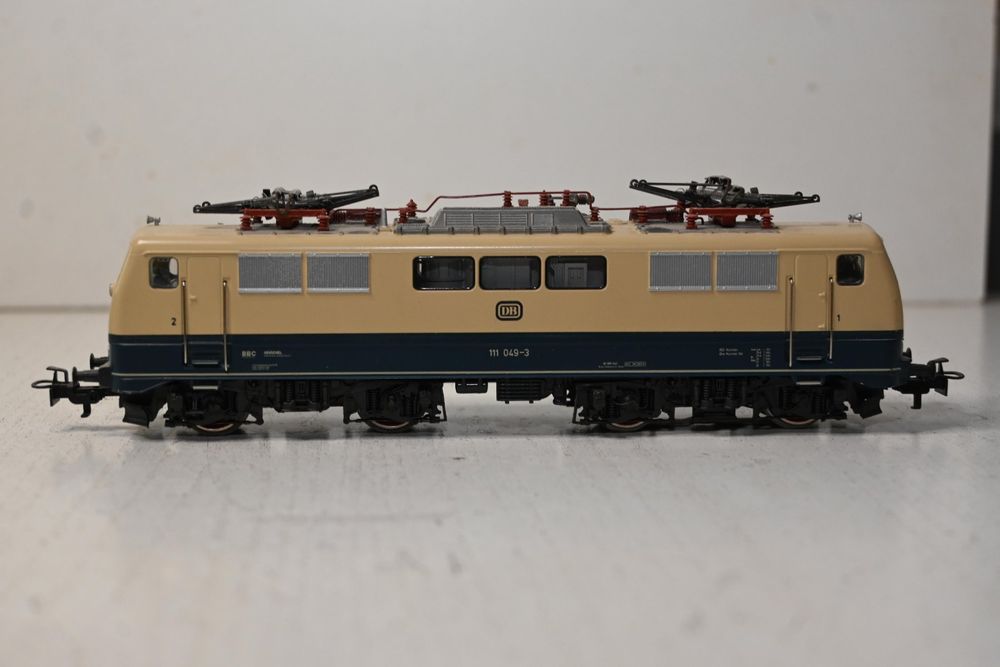 BR 111 Digital Märklin HO/AC miot OVP (Gebraucht) in Laupen ZH für CHF ...
