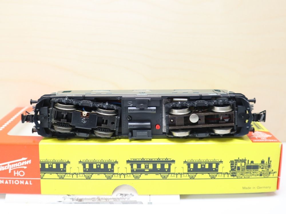 Fleischmann SBB Re 4/4 E-Lok - Nr. 4340 - H0 - defekt (Defekt) in ...