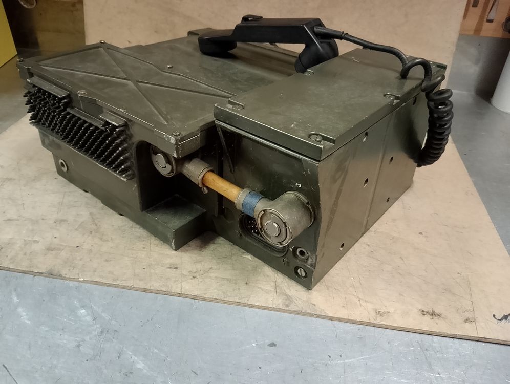 Funkgerät US Army / CH Armee SE-229?? PRC-660 und VRC-240T (Gebraucht ...