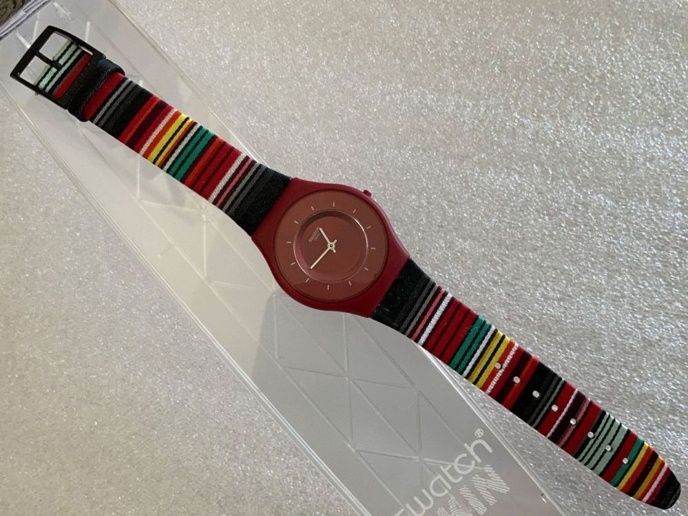 SKIN Swatch CROSS THE LINE Speziell ★★ ungetragen (Neu und originalverpackt) in Wettswil für CHF ...