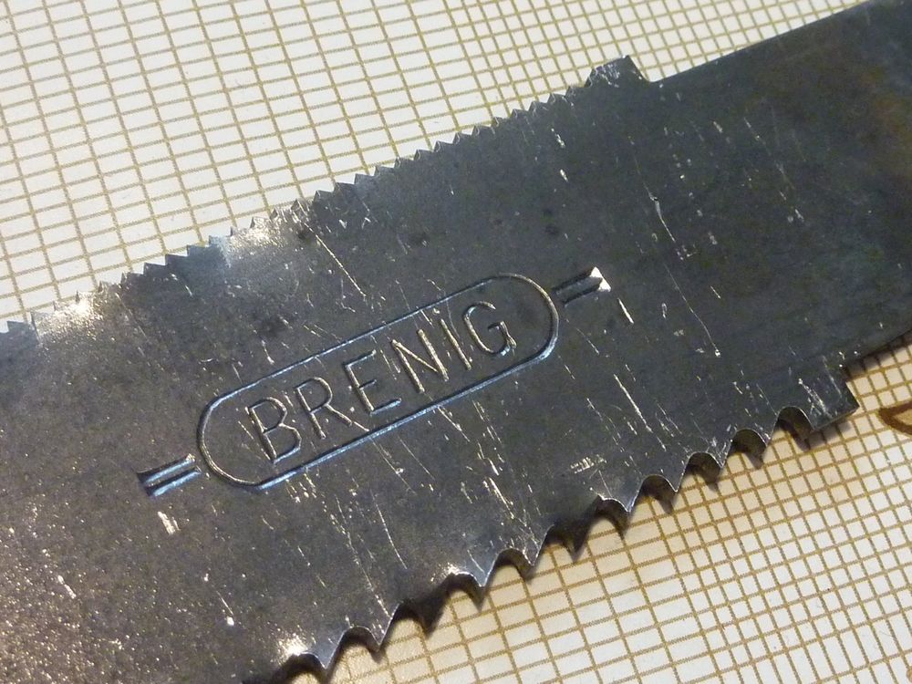 Schweiz Armee Beil Säge Pickel Schanzwerkzeug BRENING (Gebraucht) in ...