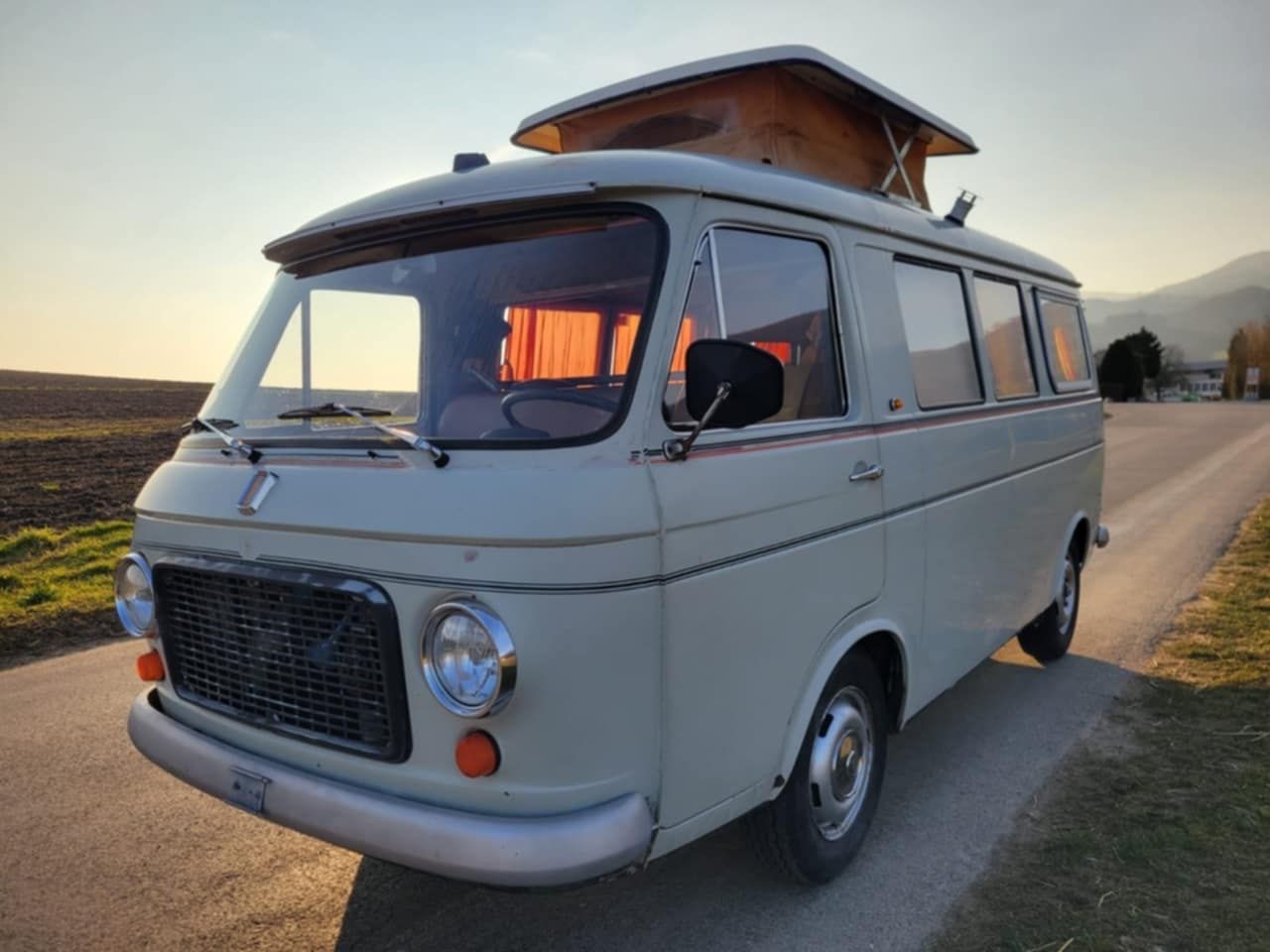 Stilvolle Campingbus Gebraucht Kaufen Von Privat Bild