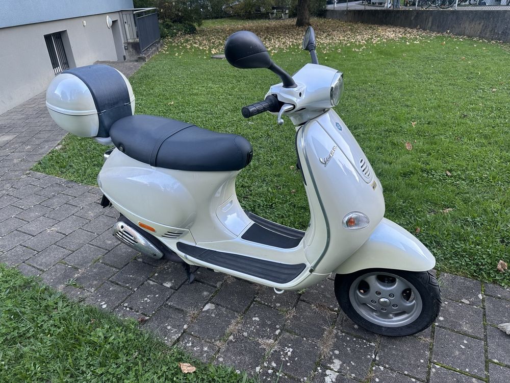 Piaggio Vespa ET4, 125ccm, weiss (Gebraucht) in Allschwil für CHF 1000 – nur Abholung auf ...
