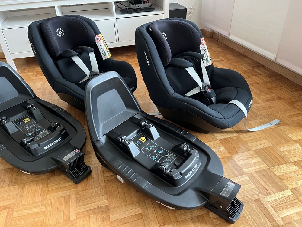 Zwei Maxi Cosi Pearl Pro 2 und Isofix-Stationen Family Fix 3 (Gebraucht ...