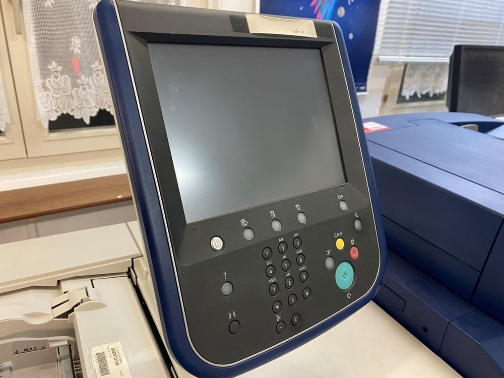 Xerox Versant 80 mit High Capacity Stacker | Kaufen auf Ricardo