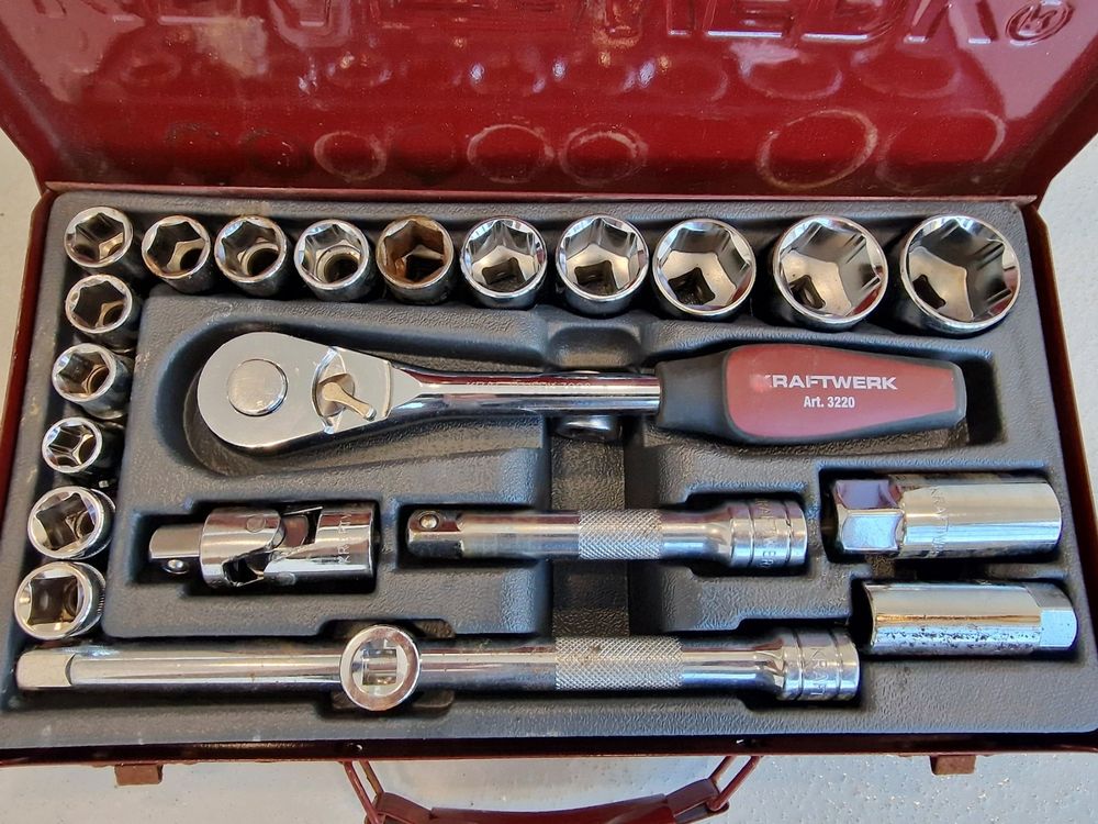 Steckschlüsselsatz Kraftwerk 1/2 Zoll 10-32mm (Gebraucht) in Rümikon ...