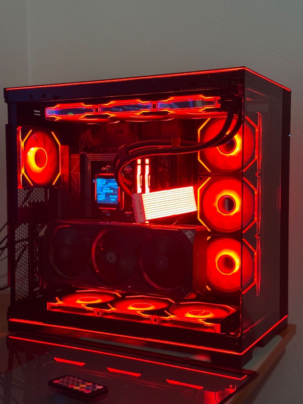 High-End Gaming PC / Ryzen 7 9800X3D / RTX 5080 / 32GB DDR5 (D'occasion ...