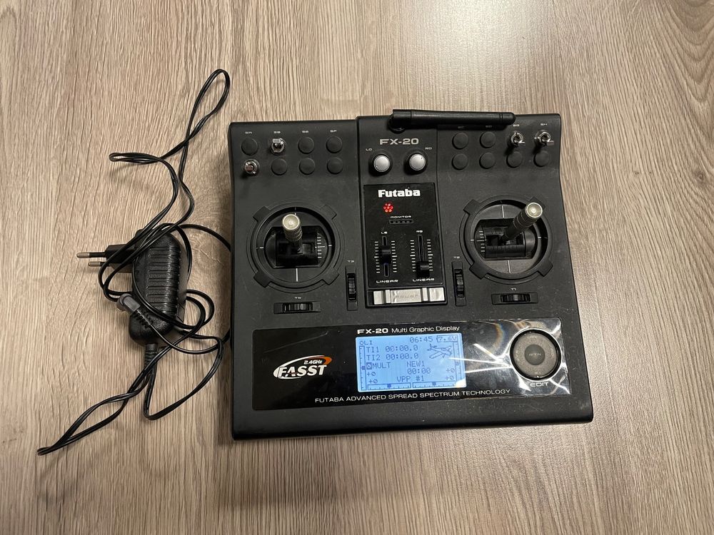 Futaba Fx 20 (Gebraucht) in Bösingen für CHF 99 – mit Lieferung auf Ricardo kaufen