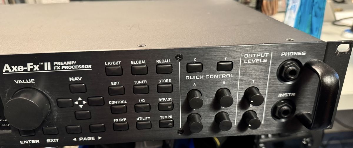 Fractal Audio Axe FX ll (Gebraucht) in Solothurn für CHF 800 – nur ...