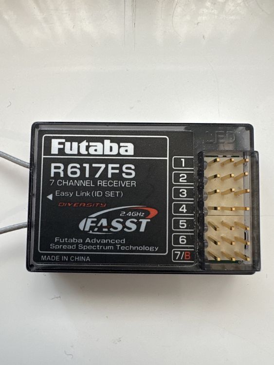 Futaba R617FS Empfänger 7-Kanal Receiver FAST 2.4GHz (Gebraucht) in ...