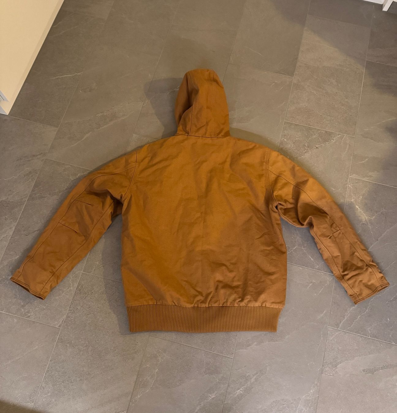 Carhartt Duck Active Jacke mit Kapuze (Gebraucht) in Emmenbrücke für ...