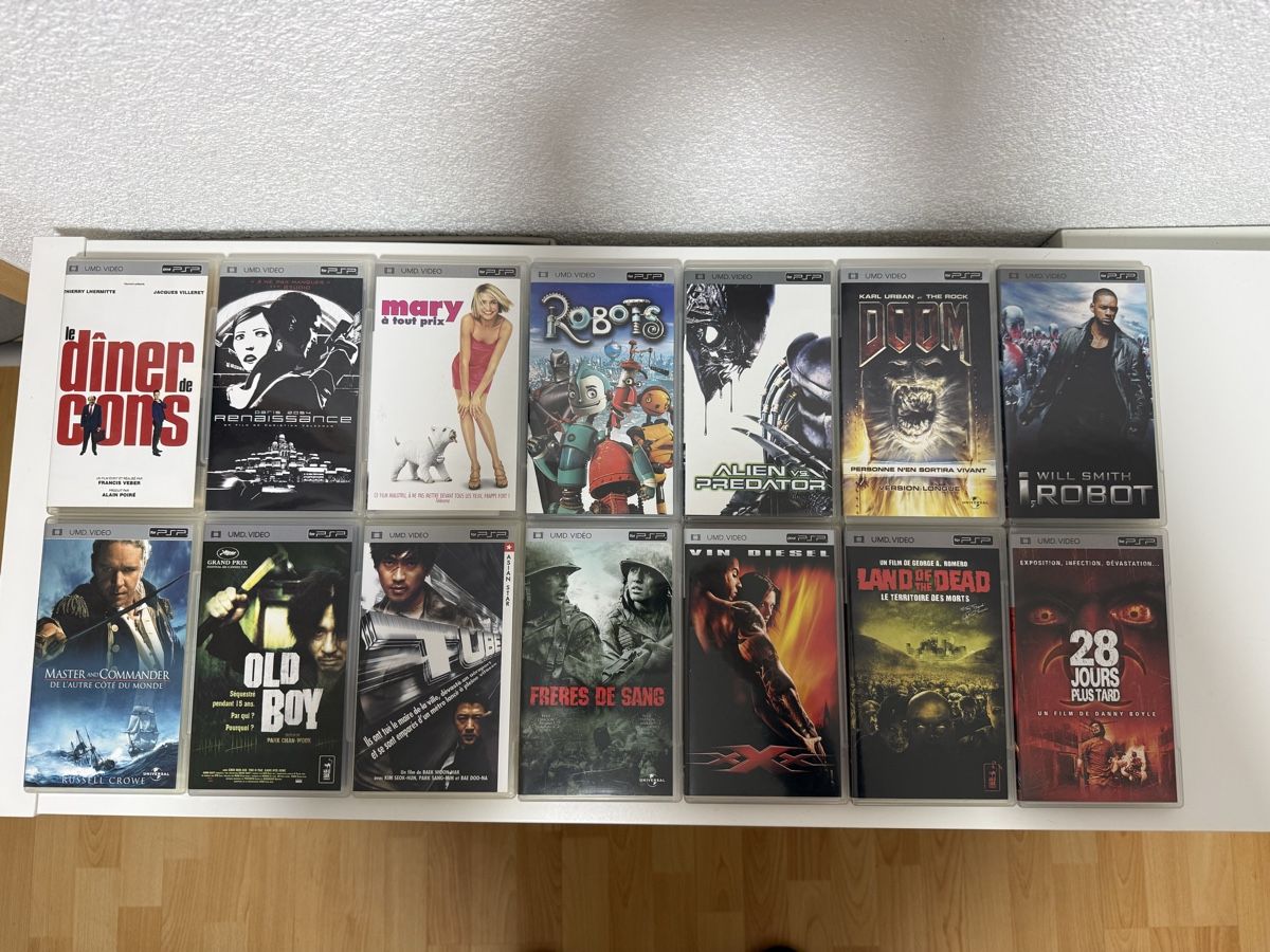 Lot de 14 films pour PSP format UMD / Pack of 14 PSP movies (D'occasion ...