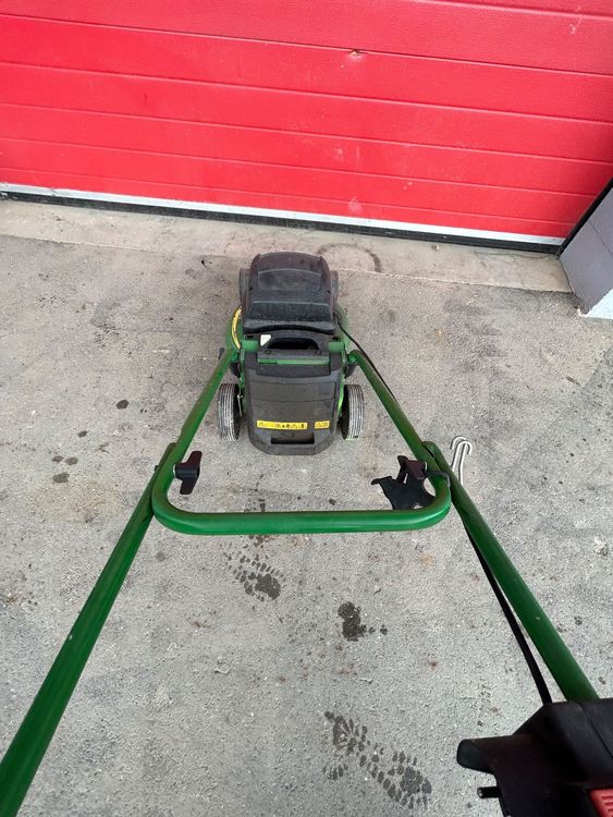 Rasenmäher John Deere R40 EL ELEKTRO / DEFEKT | Kaufen auf Ricardo