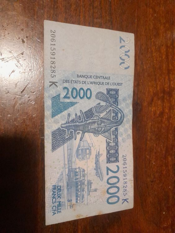 Billet de 2000 Francs CFA BCEAO Afrique de l'Ouest 2002 (Gebraucht) in ...