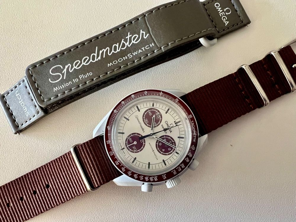 OMEGA x SWATCH Mission to Pluto “Safari”, NO box & papers (Neu (gemäss ...