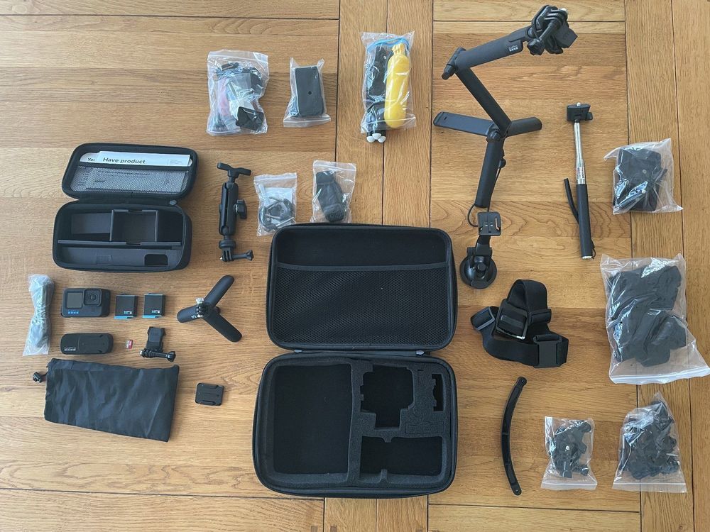 GoPro Hero 10 black inkl. 32 GB SD-Card und viel Zubehör | Kaufen auf ...