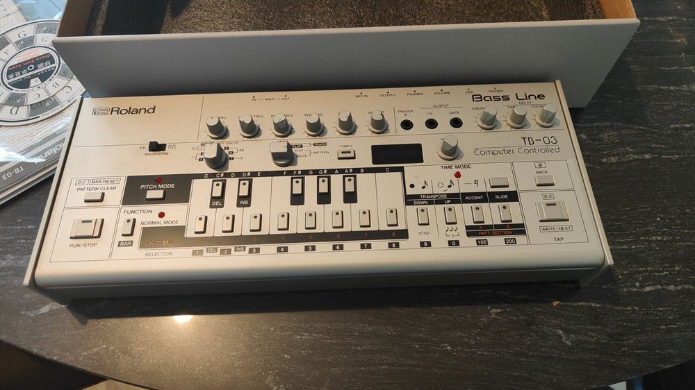 Roland TB-03 | Kaufen auf Ricardo