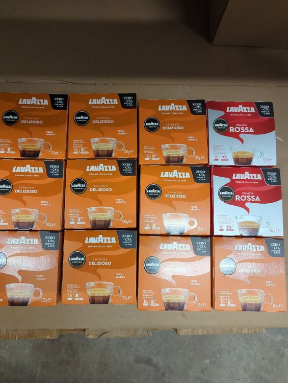 Lavazza KaffeeKapseln 12 Packungen (Neu und originalverpackt) in Uster ...