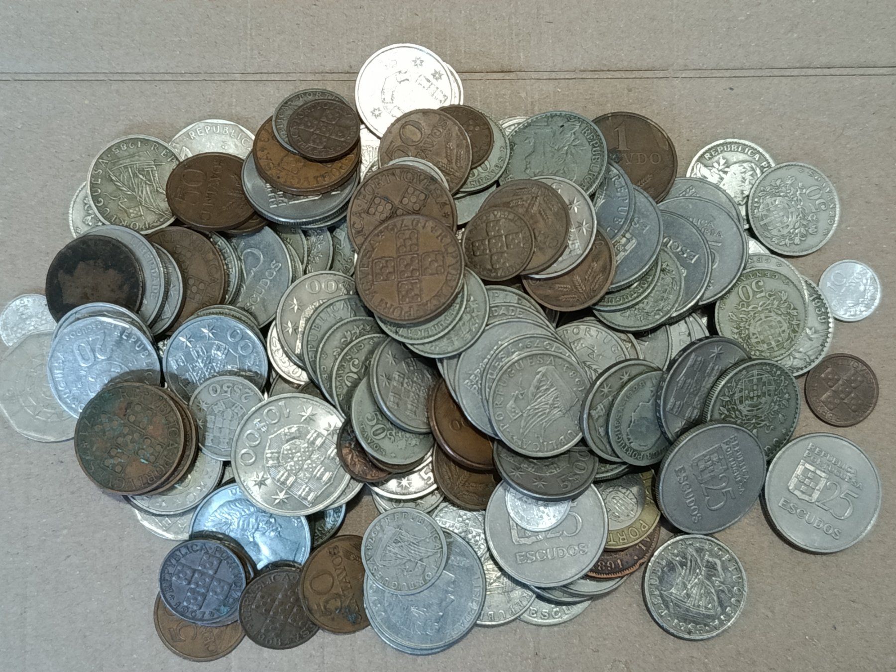 Pièces du Portugal (D'occasion) à Neuchâtel pour CHF 3 – avec livraison ...