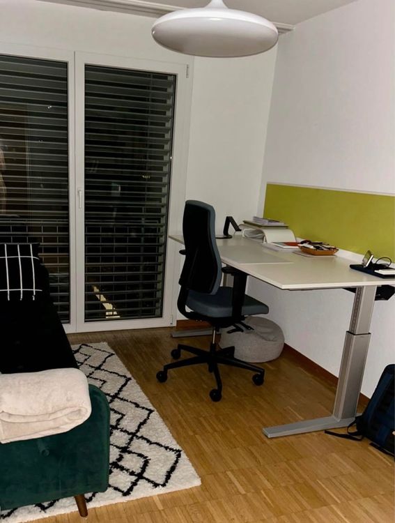 Bene Büromöbel Schreibtisch und Stuhl – CHF 100 für beide (Gebraucht) in Erlenbach ZH für CHF ...