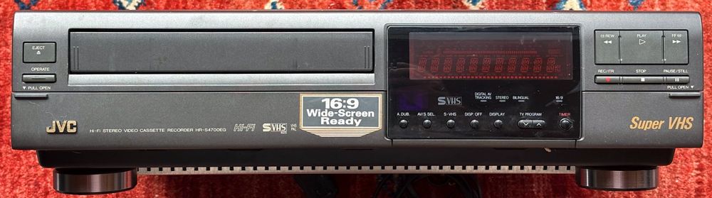 JVC S-VHS Hi-Fi Stereo Video Recorder HR-S4700EG mit Remote (Gebraucht) in Erlenbach ZH für CHF ...