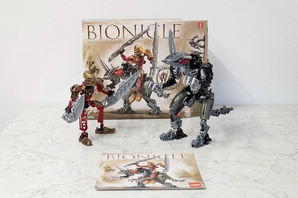LEGO Bionicle 8811 Toa Lhikan & Kikanalo 2004 (+Manual+Box) (Gebraucht ...