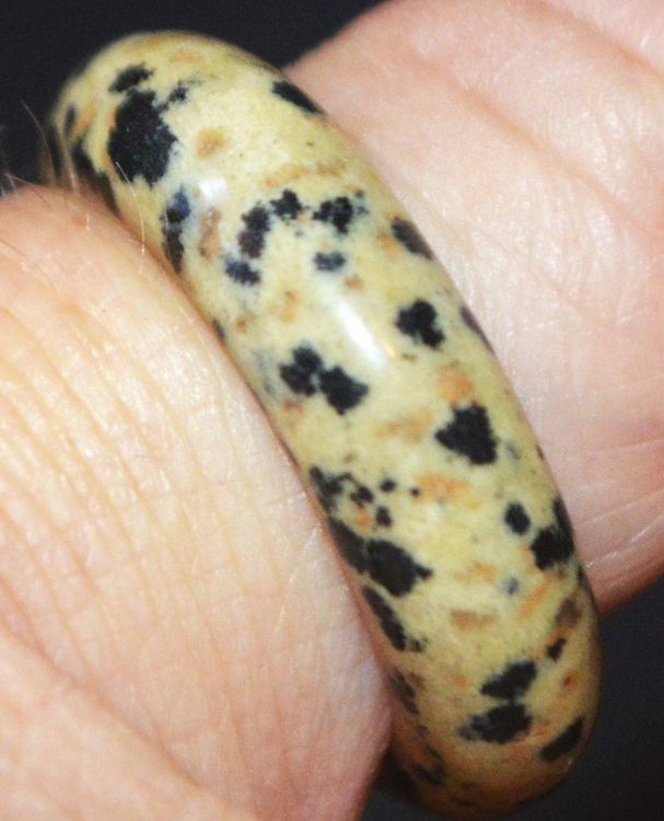 Ring A-831 – Dalmatiner Jaspis – Innendurchmesser 18mm (Neu und originalverpackt) in Goldiwil ...