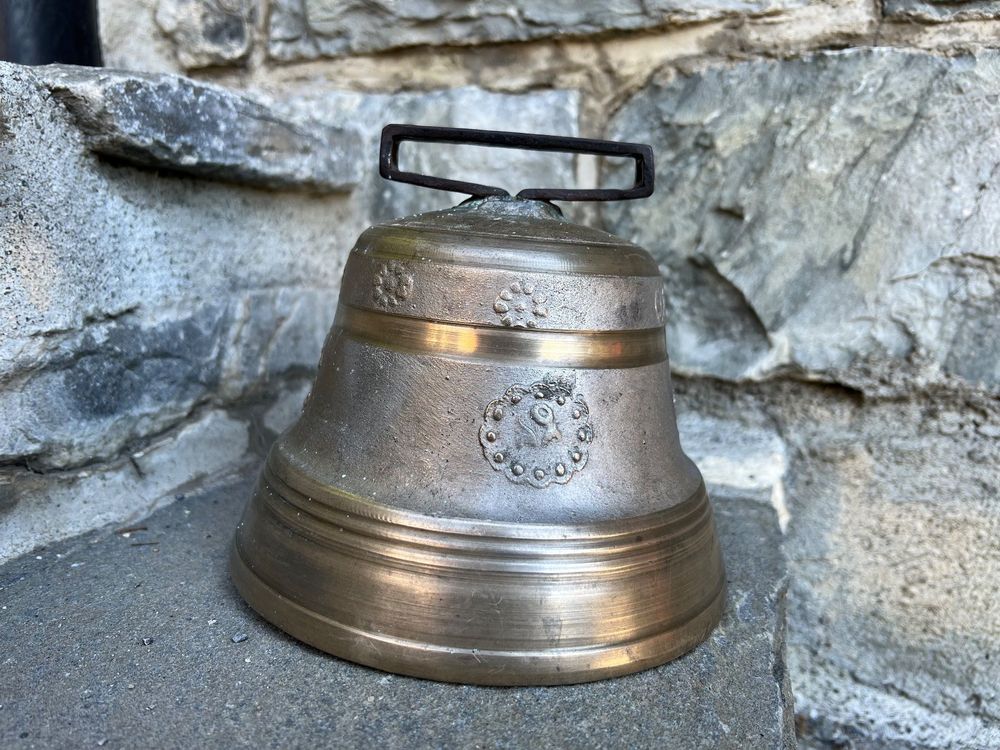 Schöne glocke (Gebraucht) in Adelboden für CHF 86 – mit Lieferung auf ...