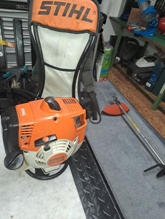 Stihl Benzin Trimmer FR450 Ab Service (Gebraucht) in Bilten für CHF 490 ...