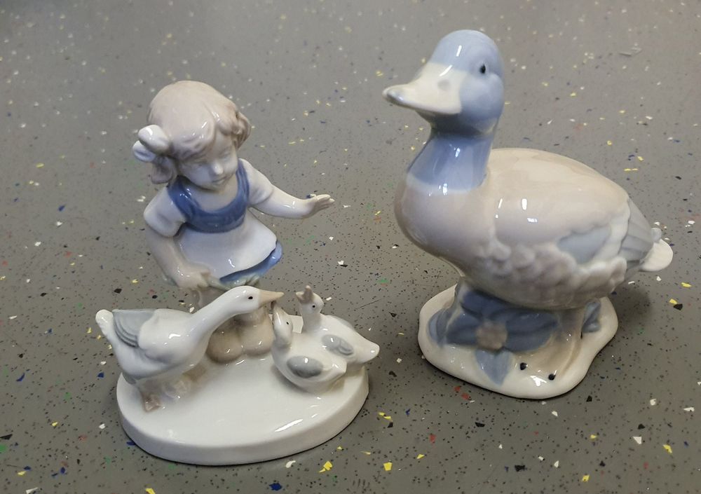 2 schöne Porzellanfiguren Mädchen mit Gänsen + Gans gross (Gebraucht ...