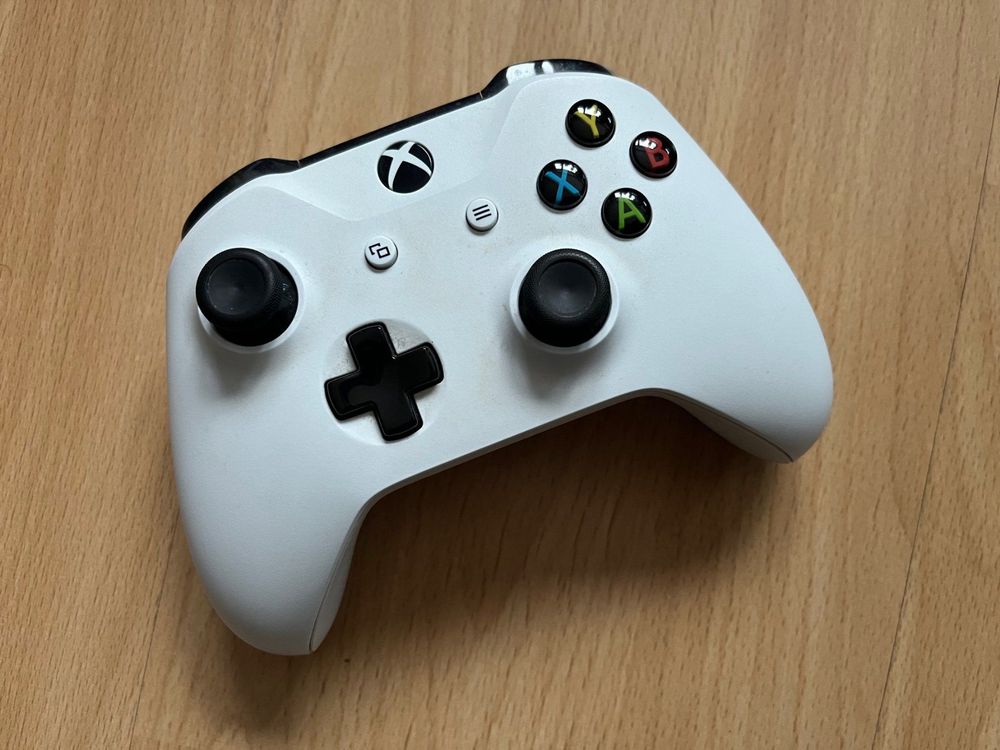 Microsoft Xbox Controller - Wireless - Weiss | Kaufen auf Ricardo