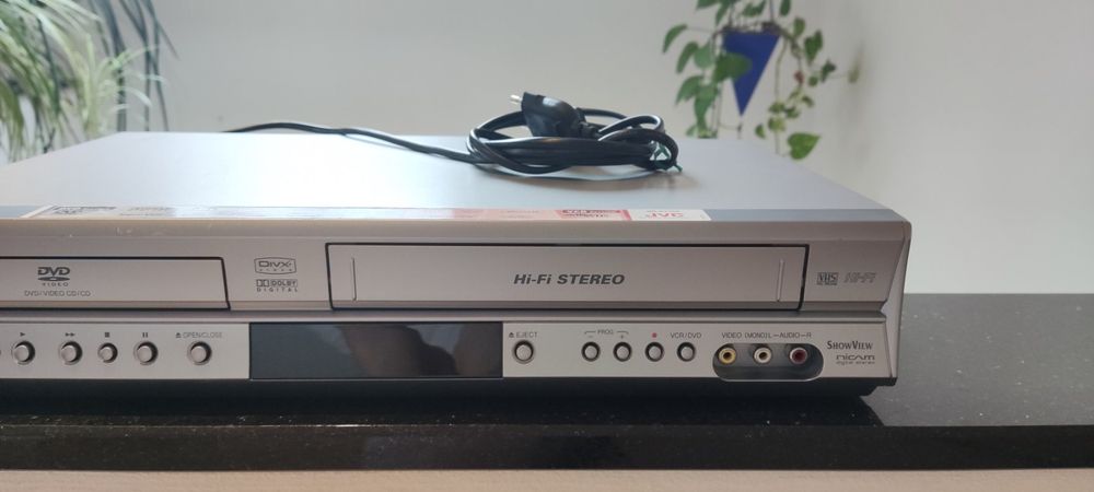 DVD & VHS-Videorecorder Combi HR-XV45 von JVC (Gebraucht) in Schongau ...