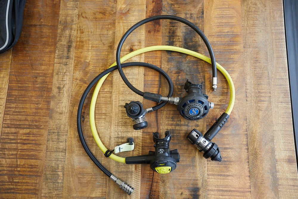 Atemregler-Set von Scubapro (MK17/G250V & MK2/R295 DIN) (Gebraucht) in ...