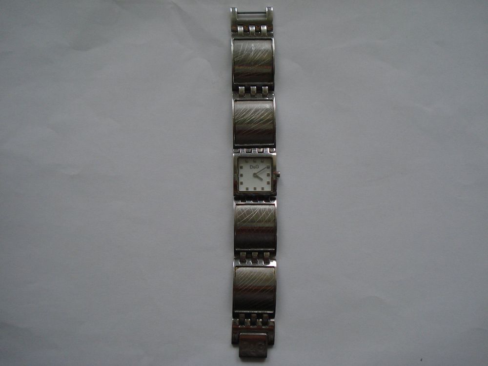D & G DOLCE GABANA TIME DAMENARMBANDUHR EDELSTAHL (Gebraucht) in ...