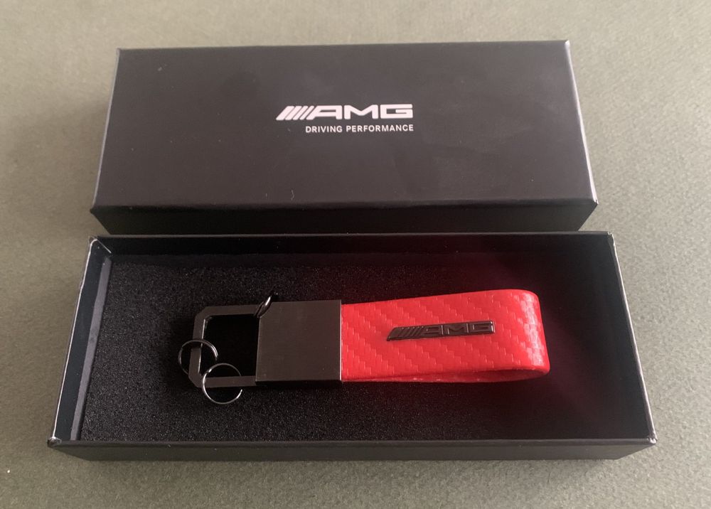 Authentischer Schlüsselanhänger aus der Mercedes-AMG Collect (Gebraucht ...