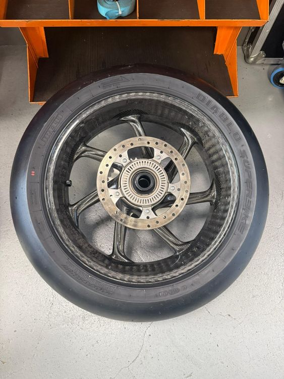 BMW HP4 Race Carbon Räder (Gebraucht) in Castel San Pietro für CHF 5500 ...