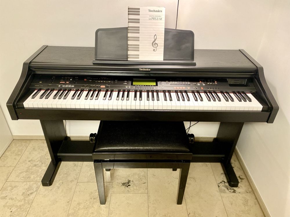 Digital Piano Technics sx-PR53/M mit Hocker (Gebraucht) in Zürich für ...