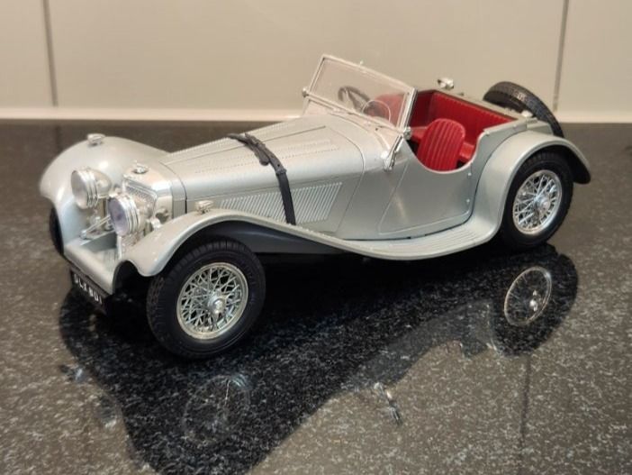 jaguar-ss-100-1-18-1937-burago-kaufen-auf-ricardo