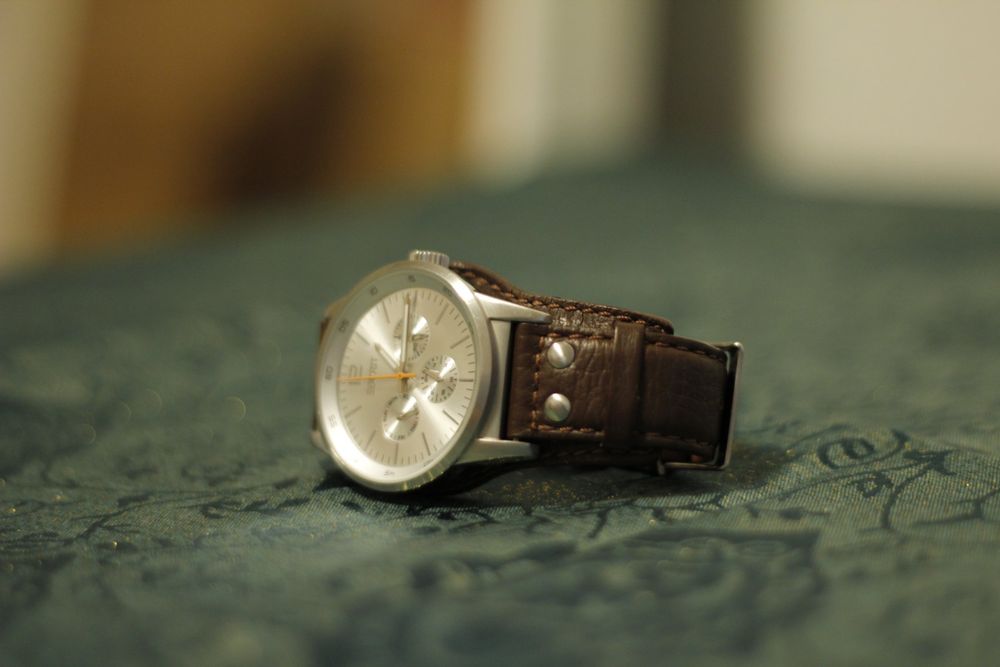 ORIGINAL ESPRIT UHR LEDER WATCH (Gebraucht) in Volketswil für CHF 15 ...