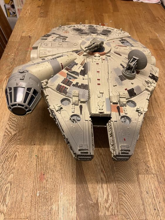 Star Wars Falcon (Gebraucht) in Wettingen für CHF 82 – mit Lieferung ...