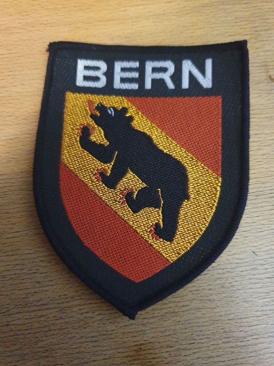 Bern Wappen Aufnäher (Neu und originalverpackt) in Bern für CHF 3 – mit ...