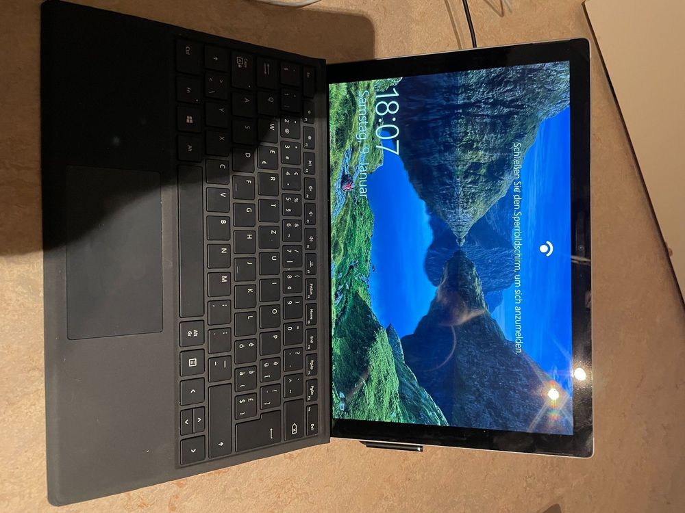 Microsoft Surface Pro 128 GB (Gebraucht) in für CHF 250 – mit Lieferung auf Ricardo kaufen