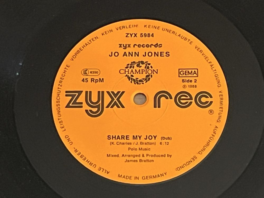 Jo Ann Jones Share my joy Maxi Germany (Gebraucht) in Basel für CHF 15 ...