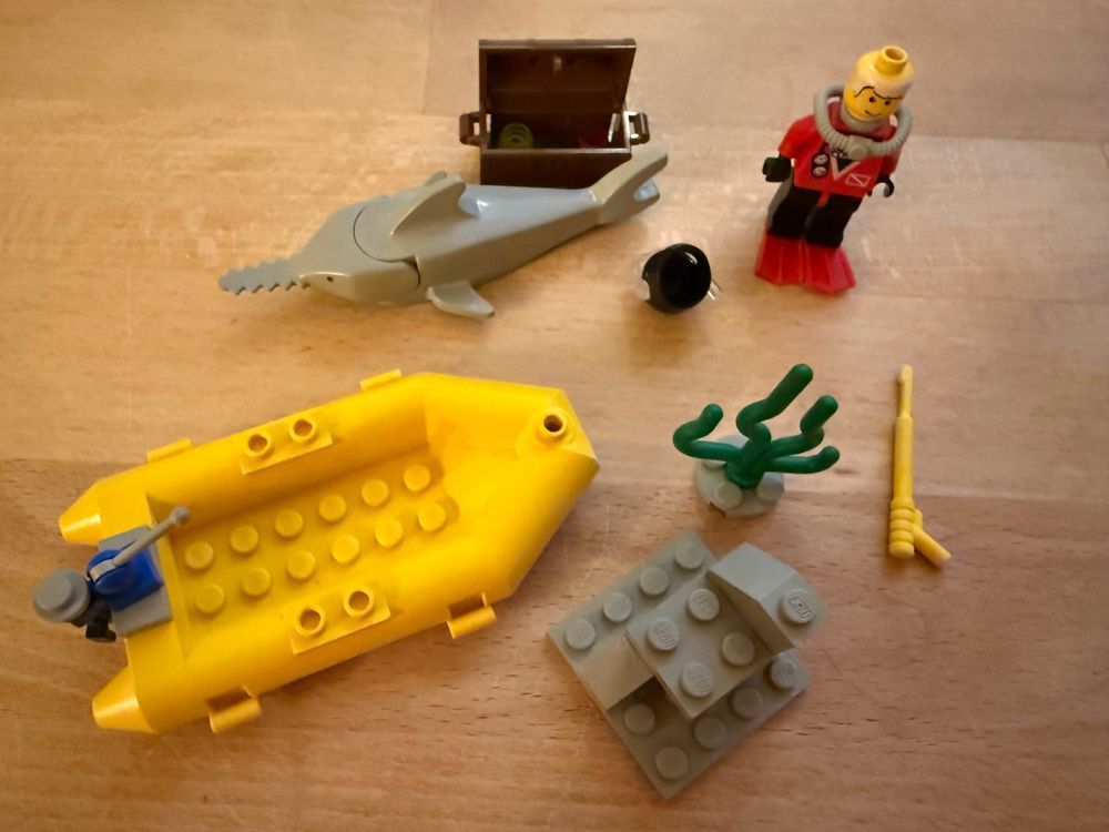 Lego 6555 LEGO Divers Sea Hunter (Gebraucht) in Zürich für CHF 4 – mit ...