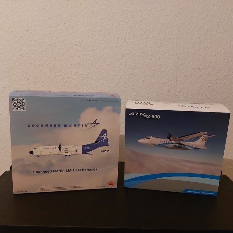 Avions d'usine ATR 42-600 & Lockheed Martin LM 100J 1:200 (Neu und ...